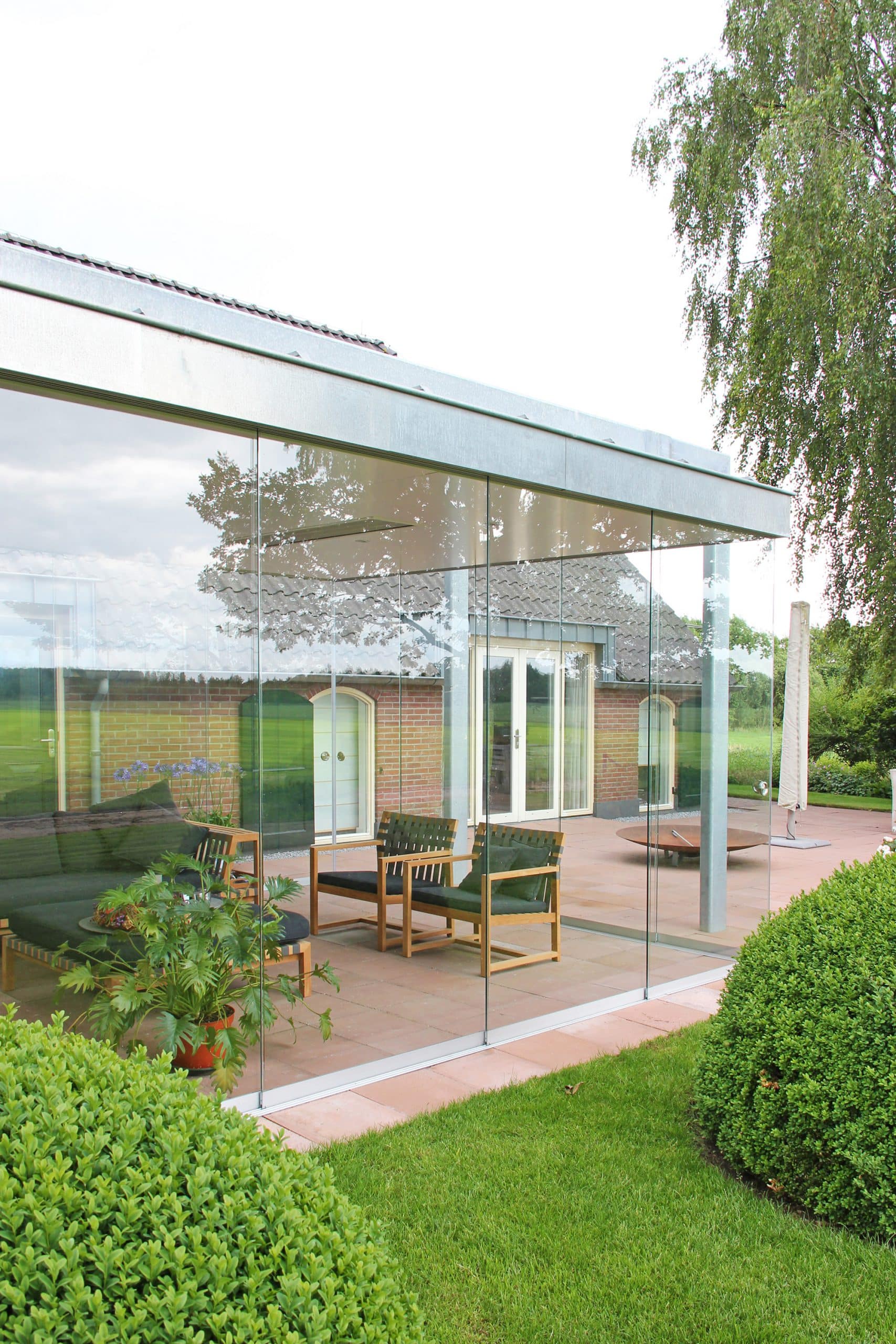 Glazing trade - Become a Sunflex Distributor | Sunflex UK
