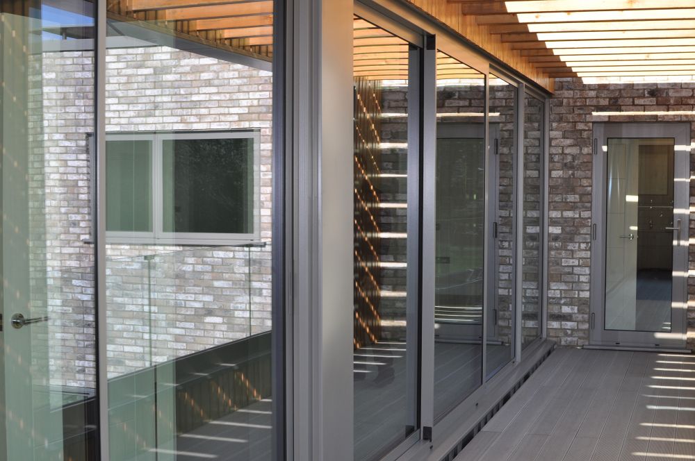 Stunning new-build home in Gloucestershire - Sunflex UK